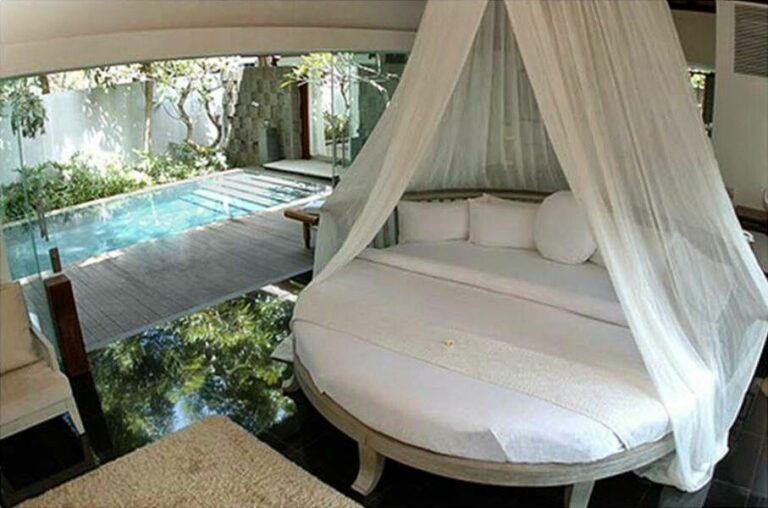 Bring Interest to Your Bedroom Spaces with Round Bed Styles