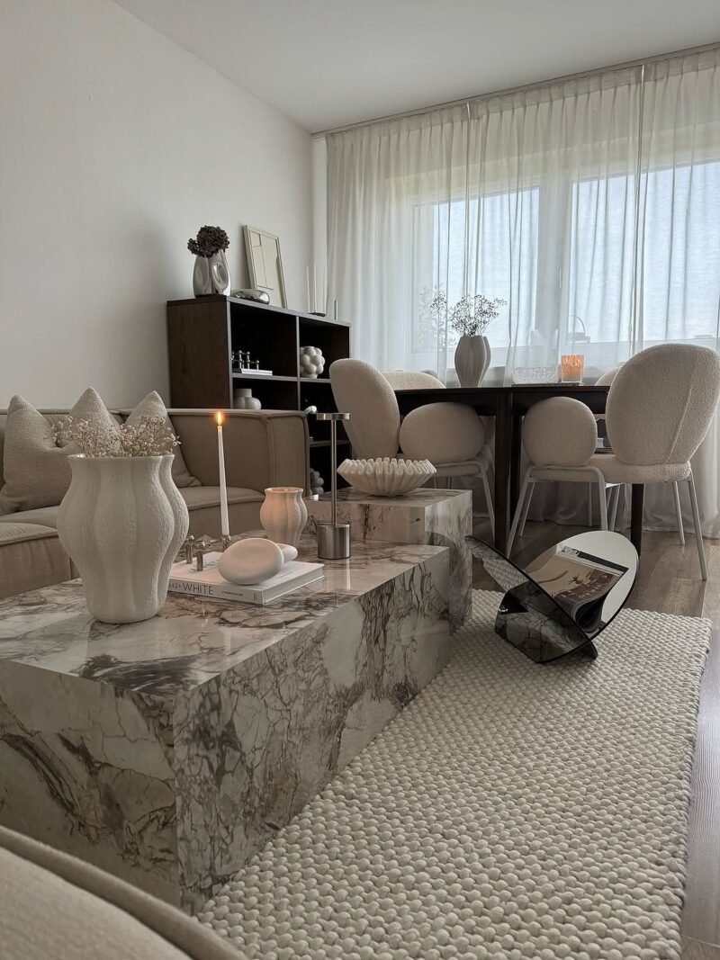 Styling Marble Coffee Tables That Anchor the Room Without Overdecorating